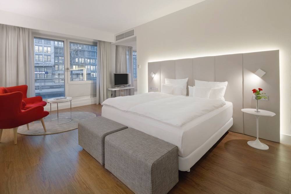 NH Collection Berlin Mitte Friedrichstrasse, hotel en Berlín - Viajes ...