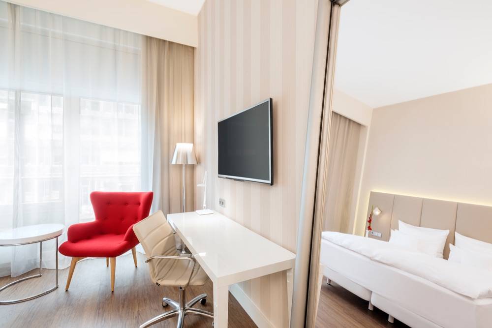 NH Collection Berlin Mitte Friedrichstrasse, hotel en Berlín - Viajes ...